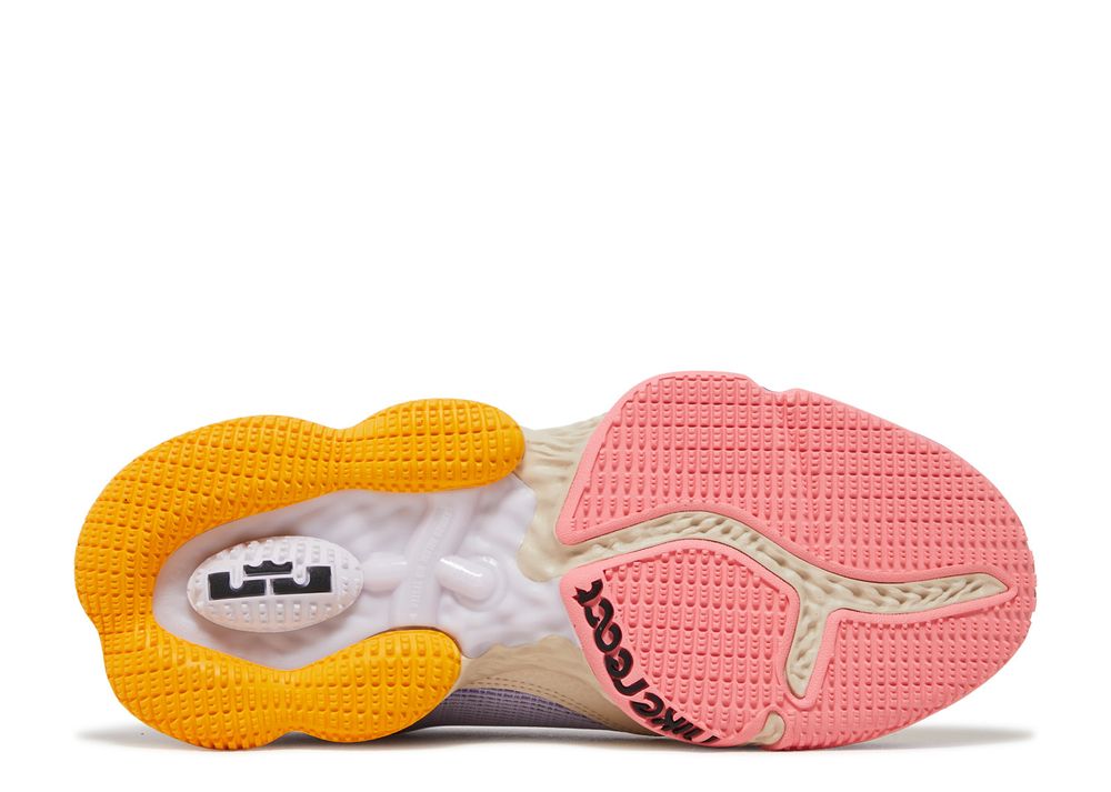 LeBron 19 Low 'Mismatch' - Nike - DO9829 500 - lilac/dark smoke grey ...