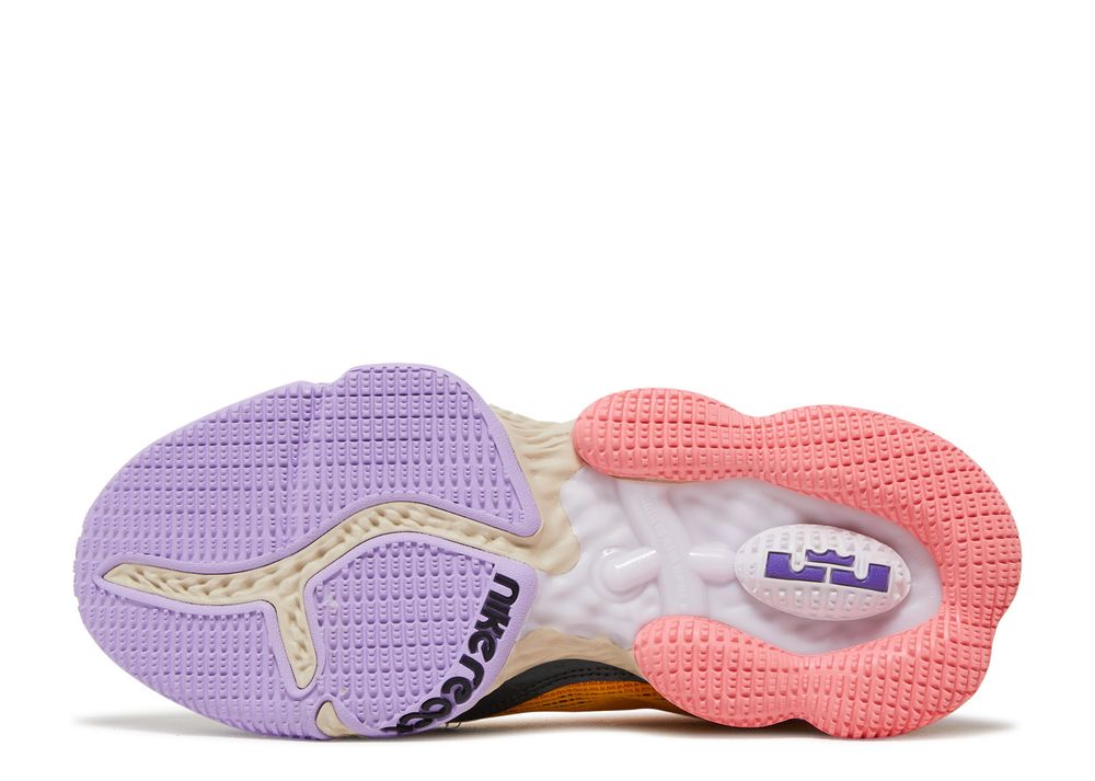 LeBron 19 Low 'Mismatch' - Nike - DO9829 500 - lilac/dark smoke grey ...
