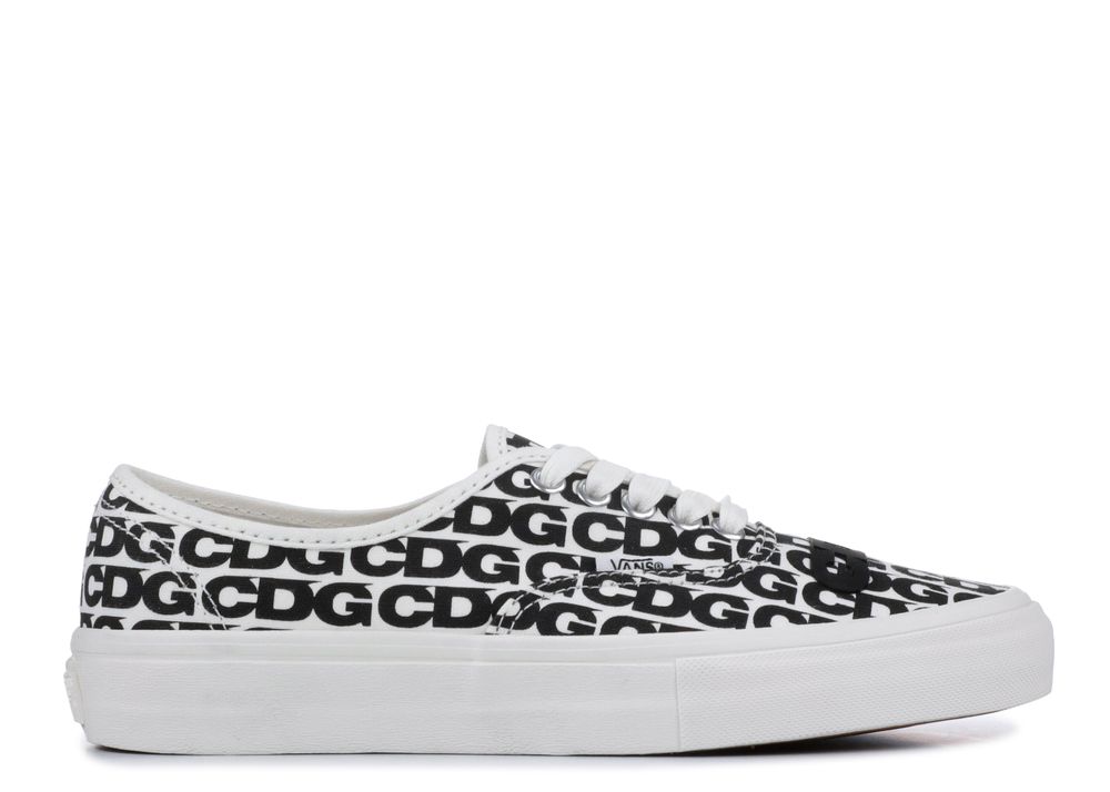 Comme Des Garçons X Authentic 'CDG' - Vans - VN0A33TASHM - black/true ...