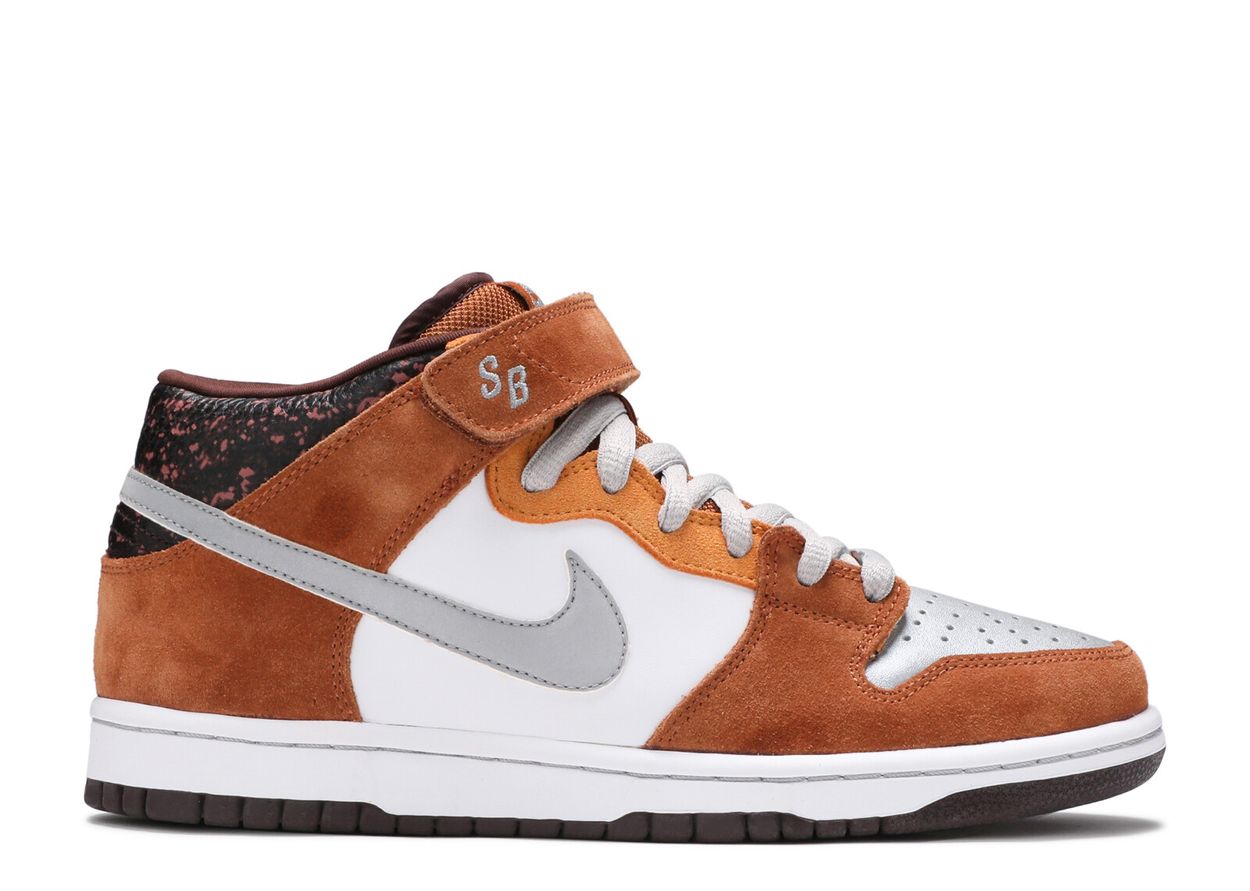 Dunk Mid Pro SB 'Fender Bass' - Nike - 314383 102 - white/reflect ...