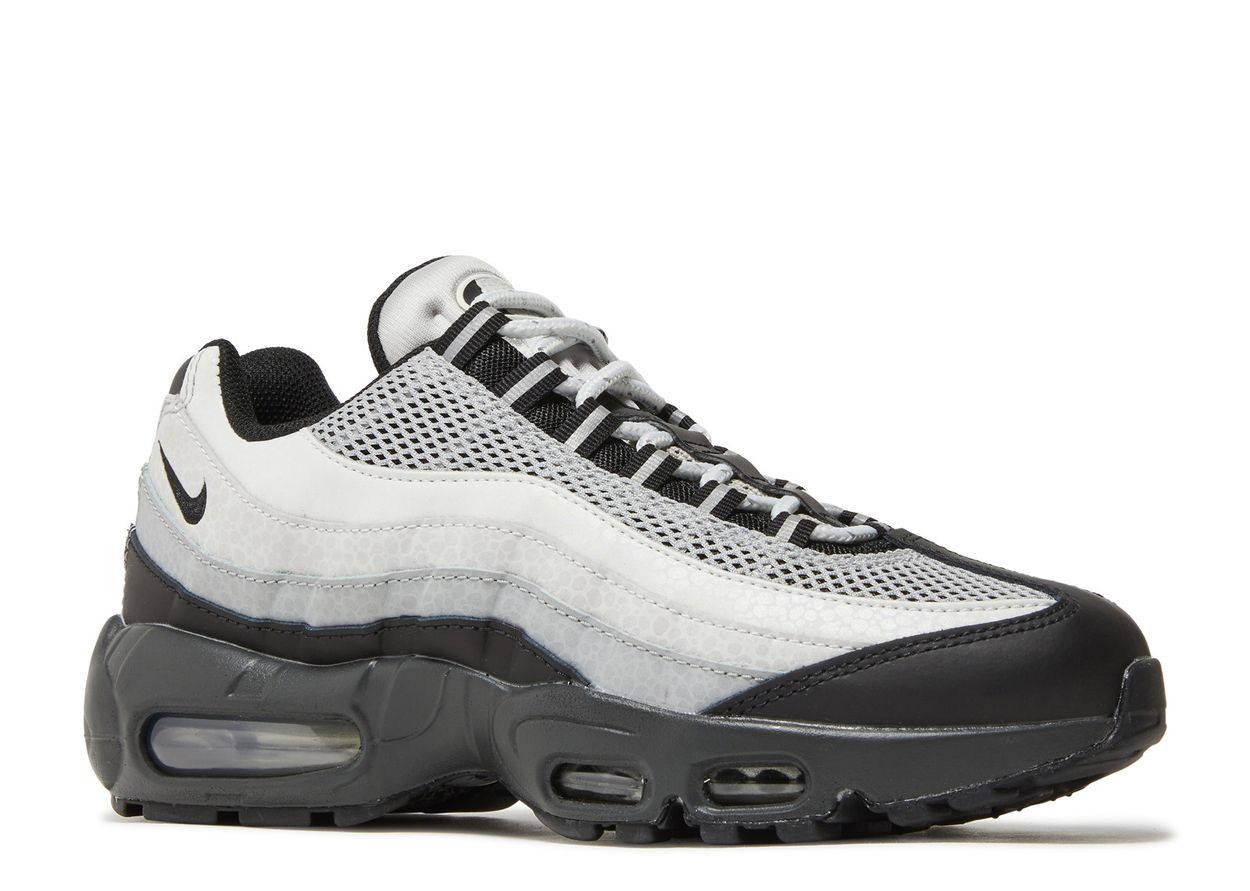 Wmns Air Max 95 'Reflective Safari' - Nike - DV5581 001 - light smoke grey/black/photon dust ...