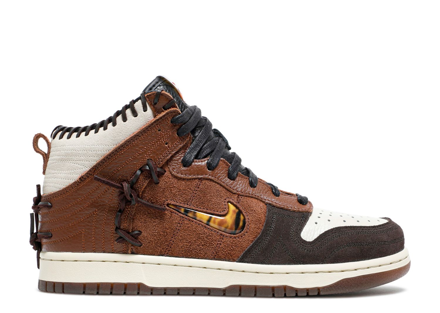 Bodega X Dunk High 'Legend' - Nike - CZ8125 200 - fauna brown/rustic ...