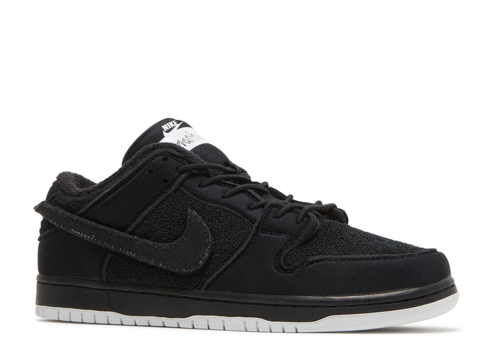 Gnarhunters X Dunk Low SB 'Black' - Nike - DH7756 010 | Flight Club
