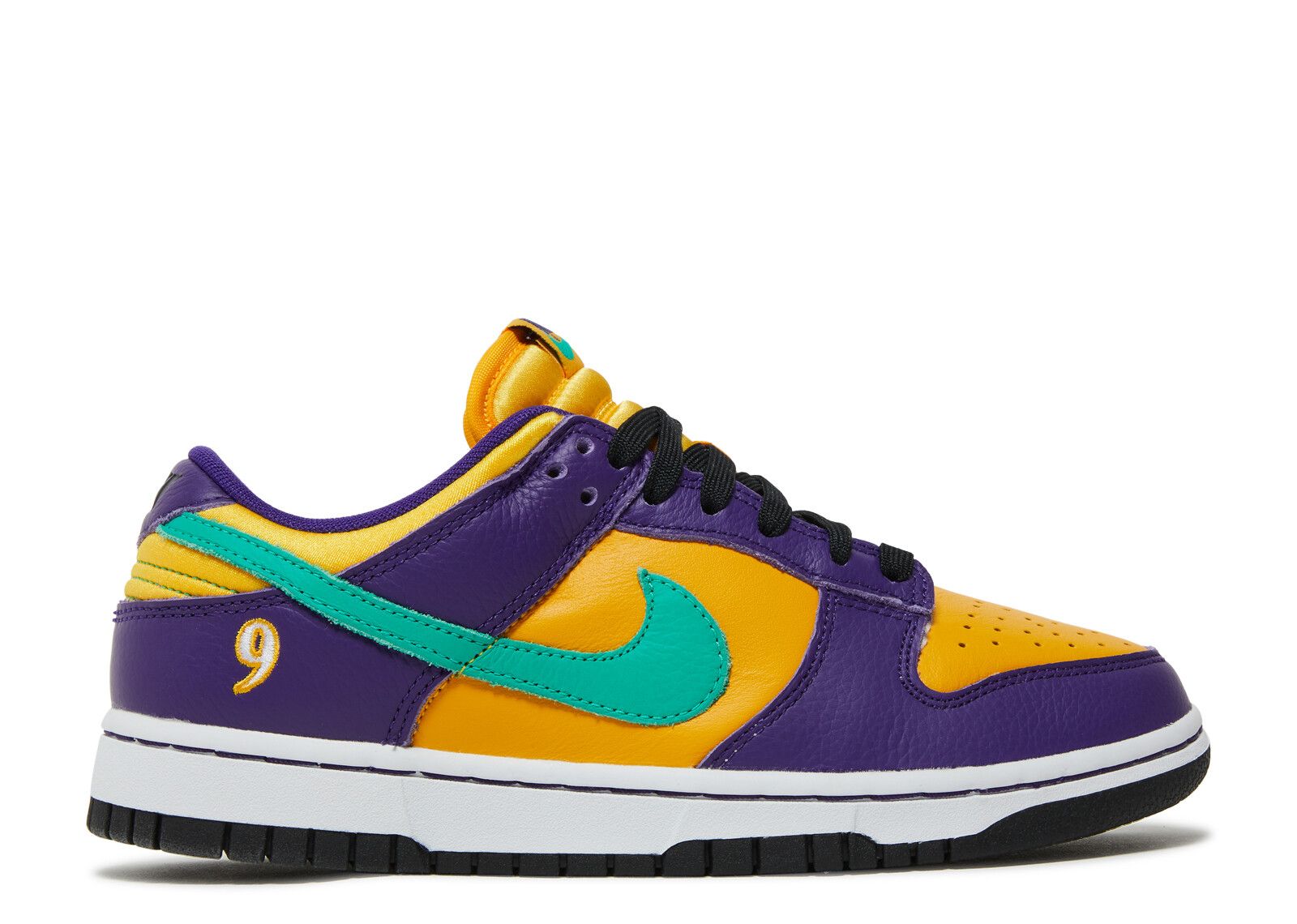 Lisa Leslie X Wmns Dunk Low 'Sparks' - Nike - DO9581 500 - court purple ...
