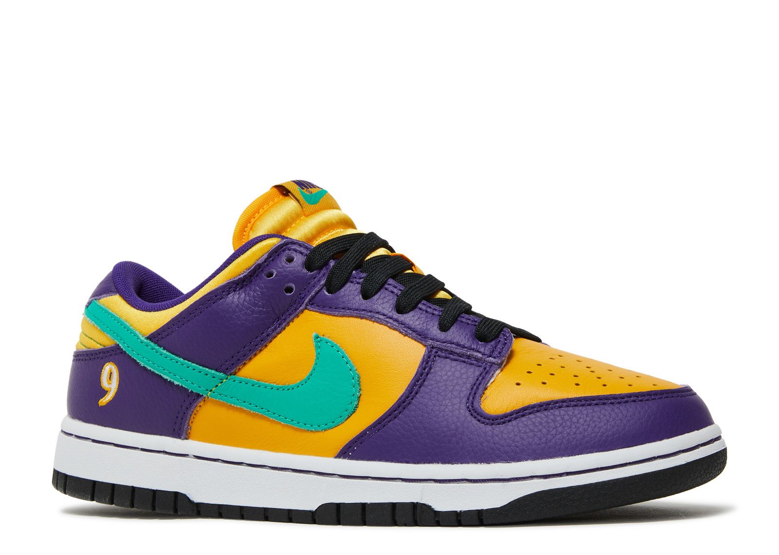 Lisa Leslie X Wmns Dunk Low 'Sparks' - Nike - DO9581 500 - court purple ...