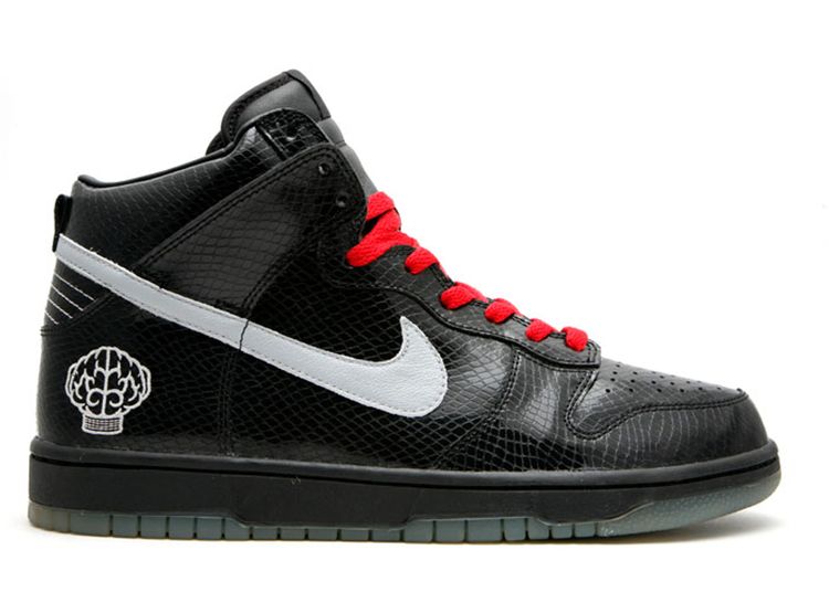 Dunk Hi 'Pharrell' - Nike - BMQ203M4C1 - black/metallic silver varsity ...