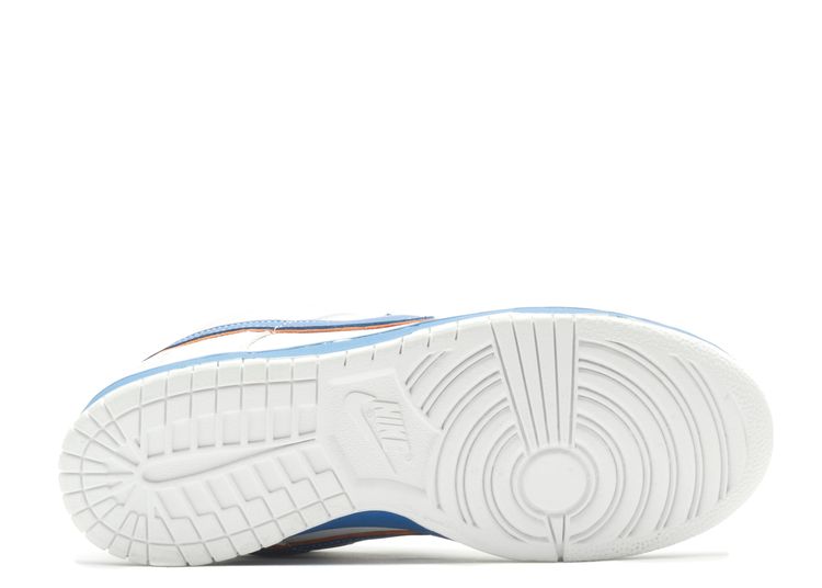 Dunk Low Pro SB 'Medicom 1' - Nike - 304292 142 - white/college blue ...
