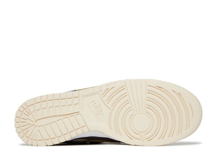 Dunk Scrap 'Latte' - Nike - DH7450 100 - light stone/khaki/white ...