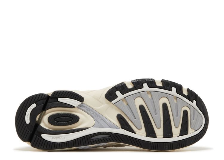 Response CL 'Chalk White' - Adidas - GY2014 - chalk white/bliss/chalk ...