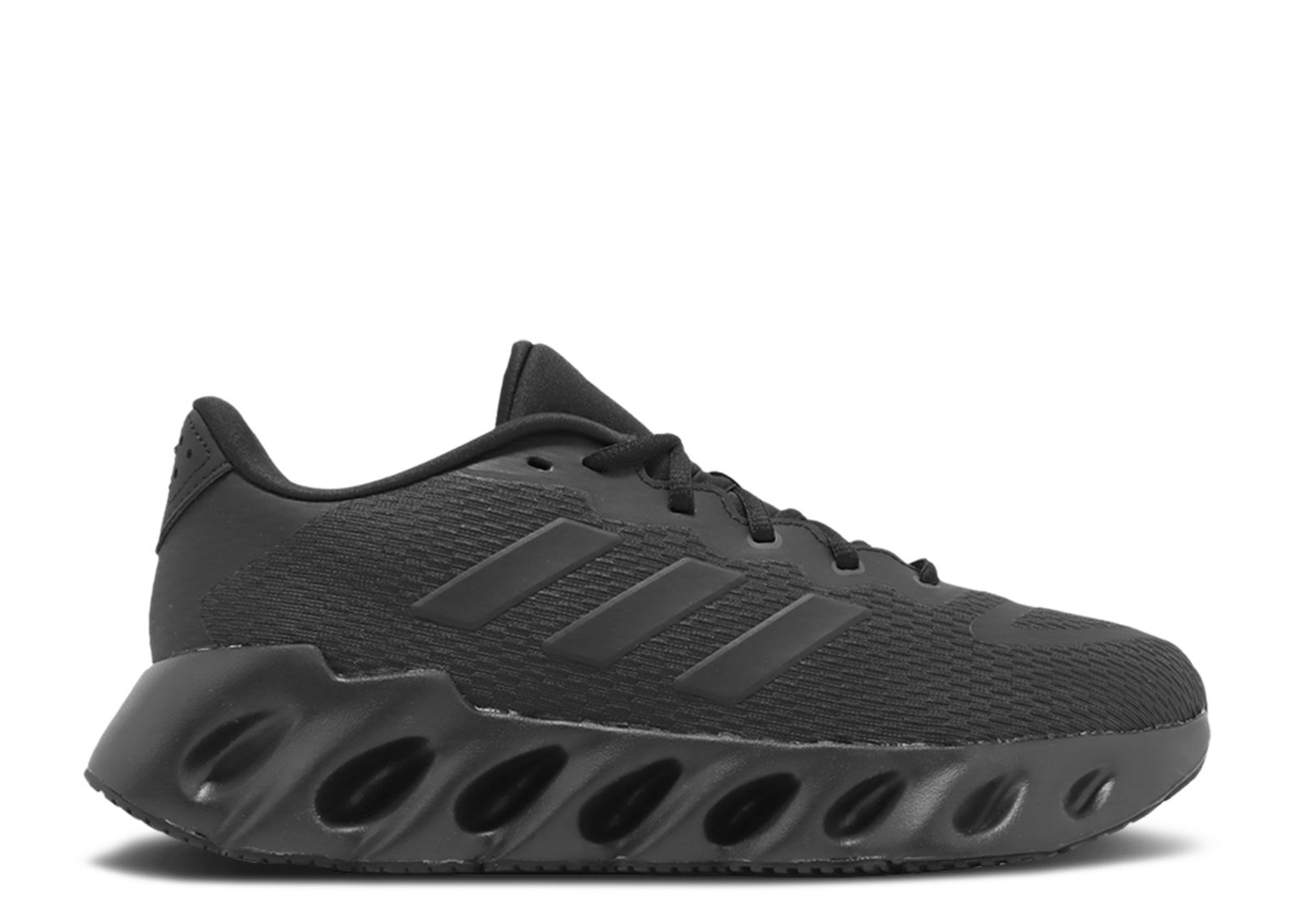 Switch Run 'Carbon' - Adidas - IF5718 - core black/core black/carbon ...